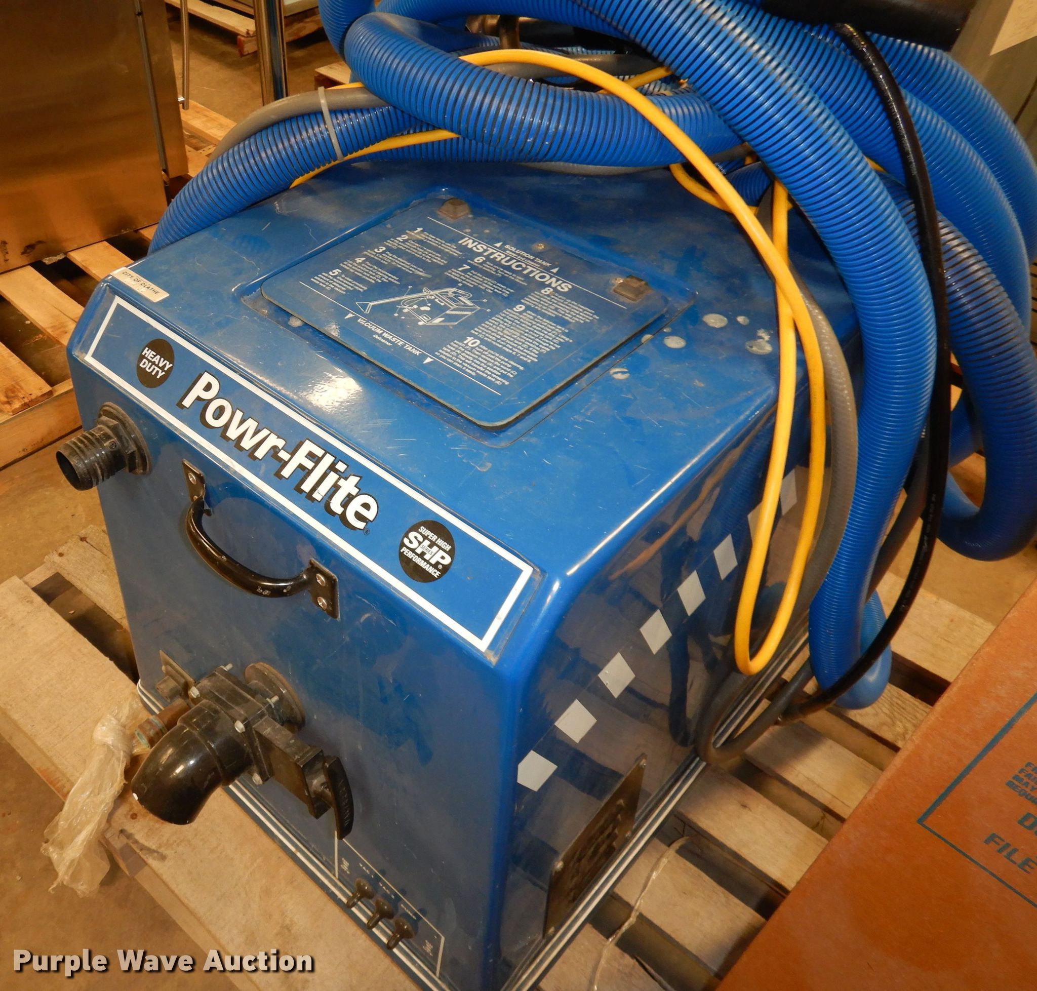 Powr Flite PFX15S carpet extractor in Olathe, KS | Item IS9718 sold ...