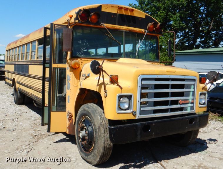 1986 Thomas Built school bus in Tulsa, OK | Item IA9777 sold | Purple Wave