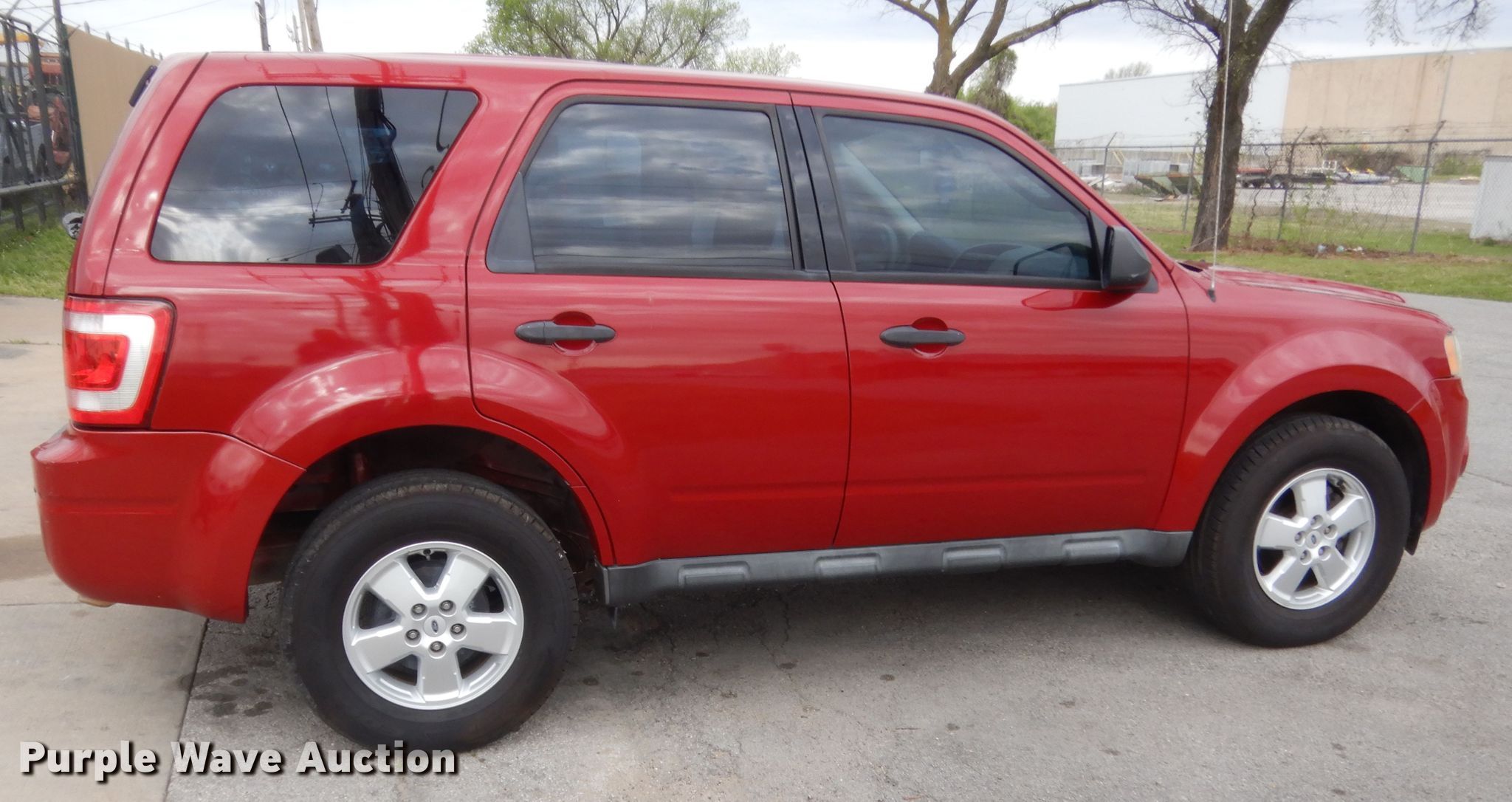 2009 Ford Escape SUV in Tulsa, OK | Item ET9084 sold | Purple Wave