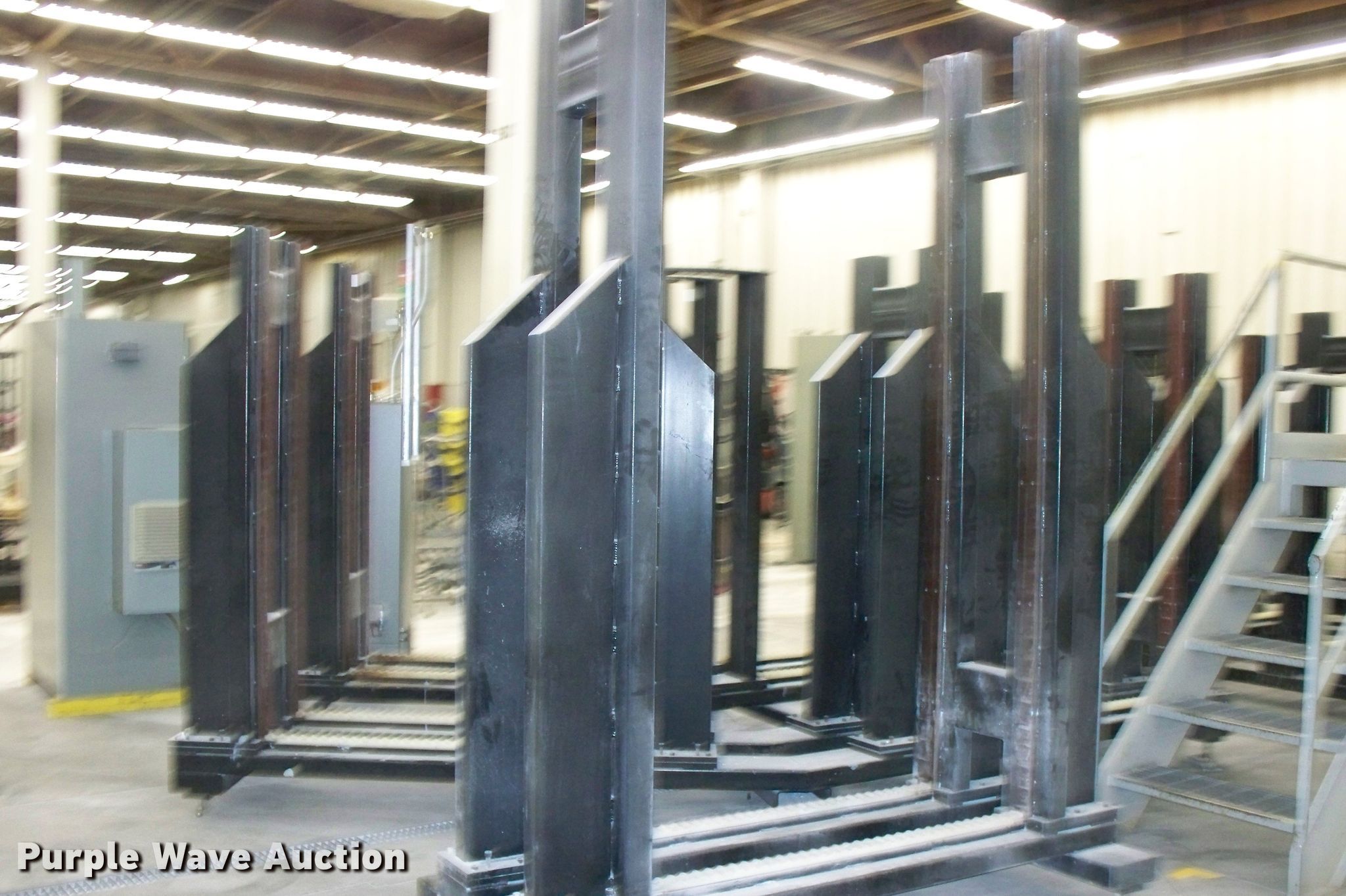 (3) light bulb racks in Salina, KS | Item GQ9570 sold | Purple Wave