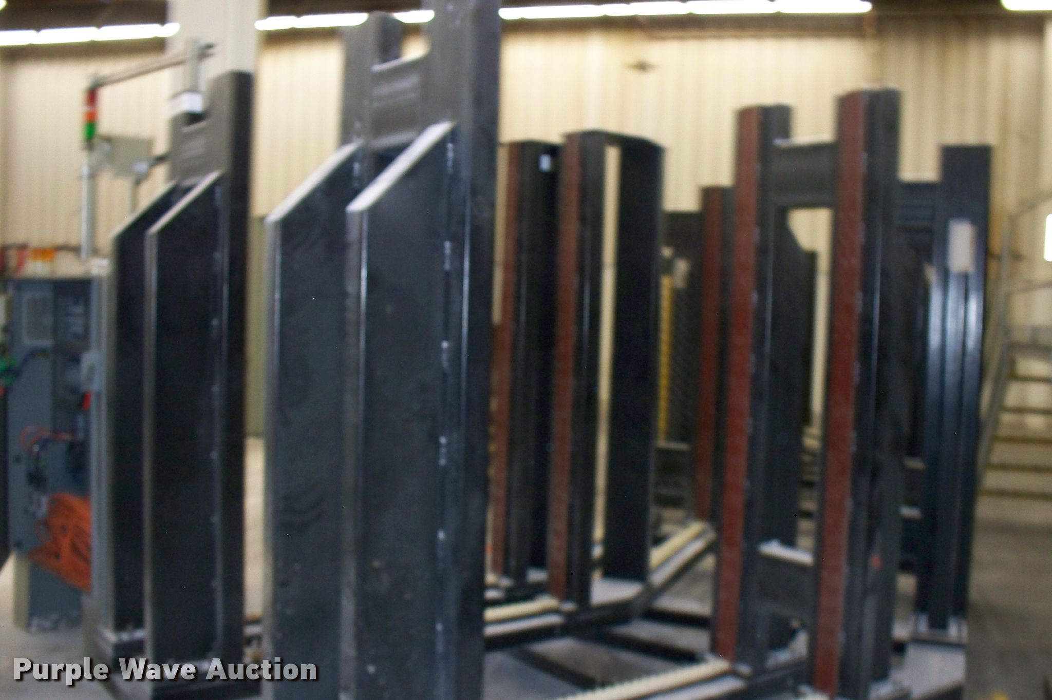 (3) light bulb racks in Salina, KS | Item GQ9570 sold | Purple Wave