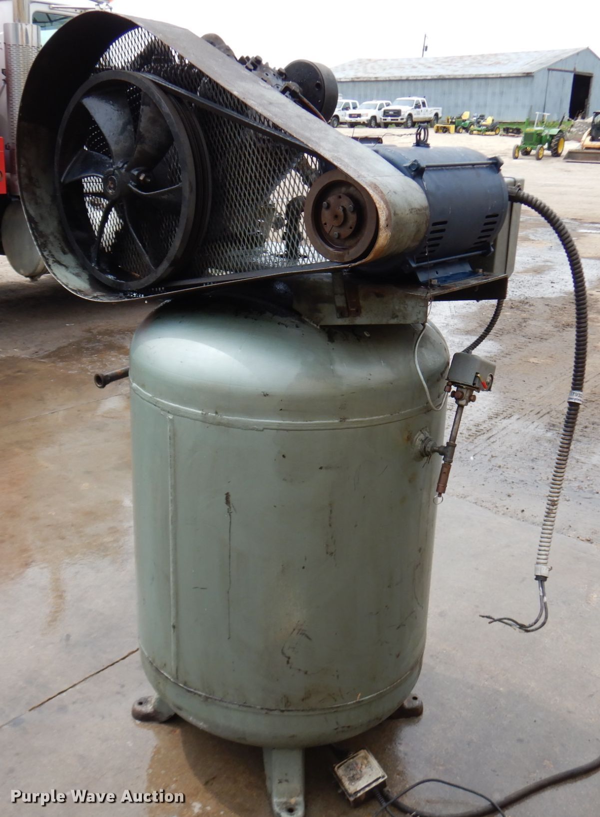 Henke Pacemaker air compressor in Byron, MN | Item IT9322 sold | Purple ...