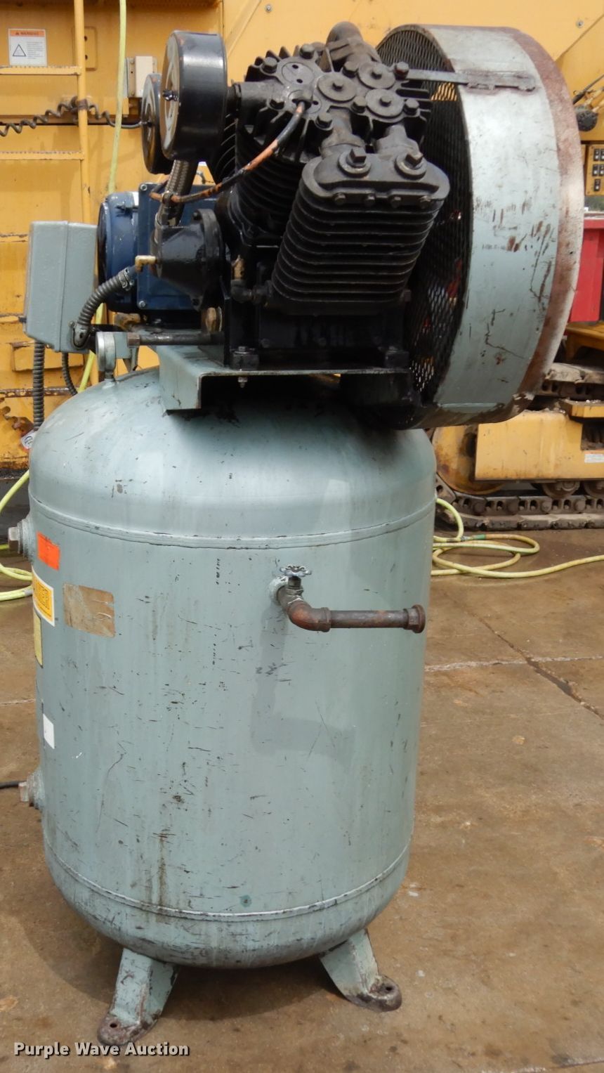 Henke Pacemaker air compressor in Byron, MN | Item IT9322 sold | Purple ...