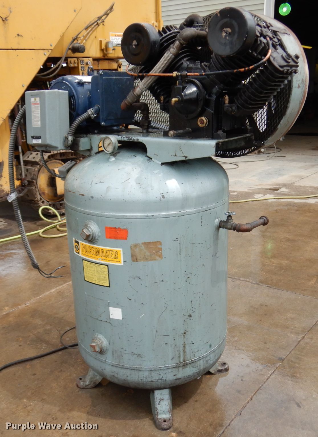 Henke Pacemaker air compressor in Byron, MN | Item IT9322 sold | Purple ...