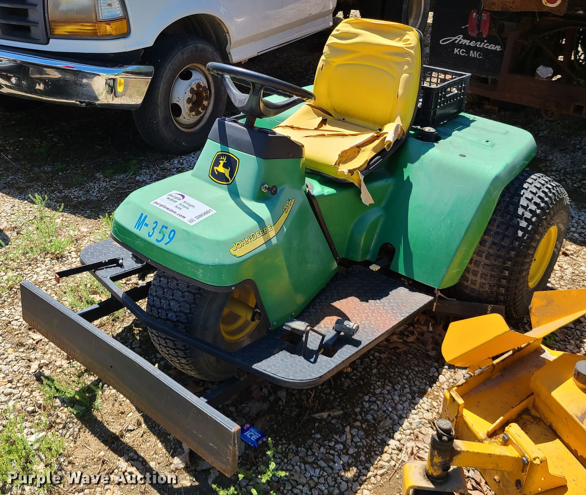 John Deere 1200A bunker rake in Lees Summit, MO | Item DN5601 sold ...