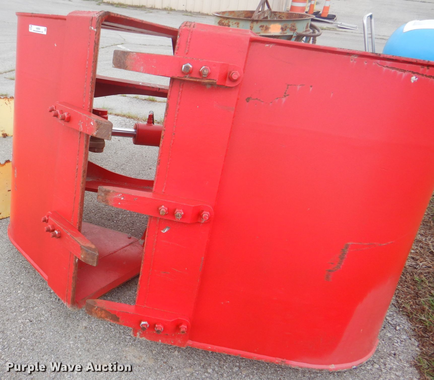 Anvil Attachments HC4-150 excavator clamshell bucket in Tulsa, OK ...