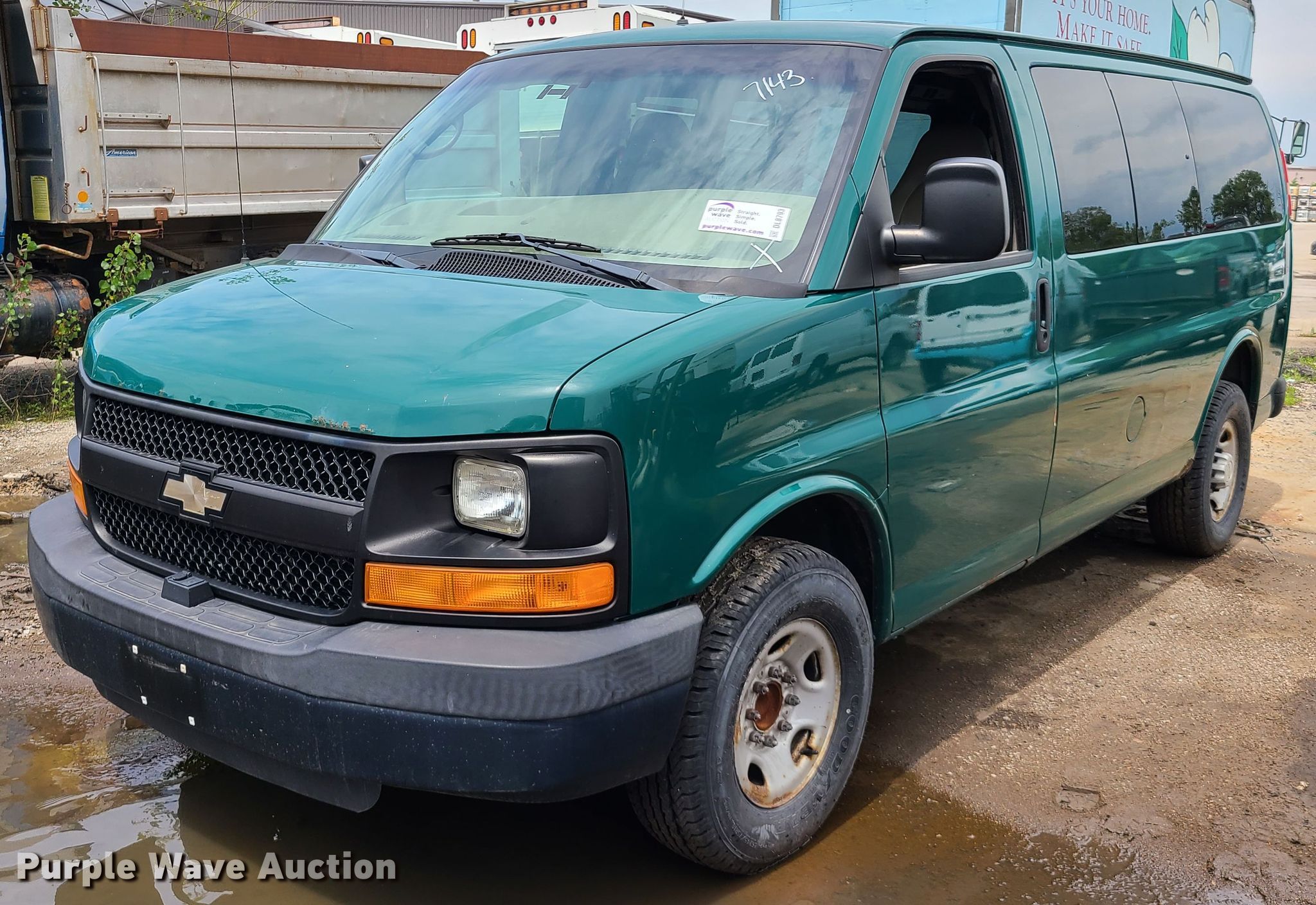 2008 Chevrolet Express van in Kansas City, MO | Item DL8793 sold ...
