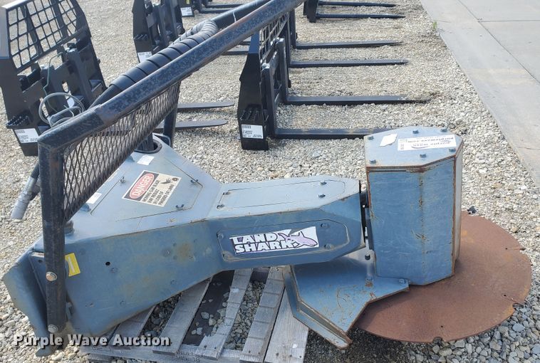 Land Shark skid steer tree saw in Concordia, KS | Item DI5159 sold ...