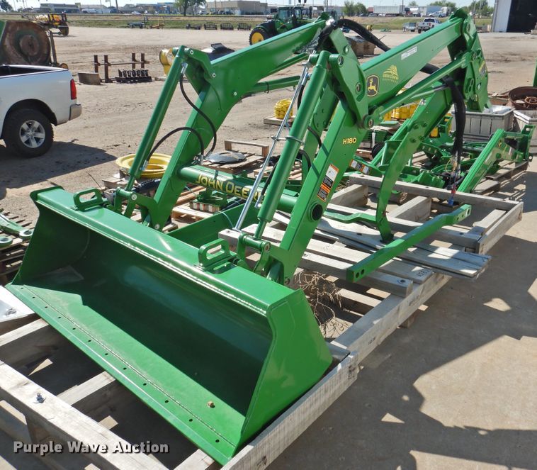 John Deere H180 loader in Guymon, OK | Item HQ9259 sold | Purple Wave