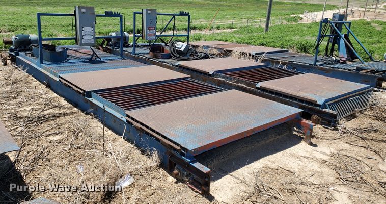 Unloading pit in Leoti, KS | Item IX9937 sold | Purple Wave