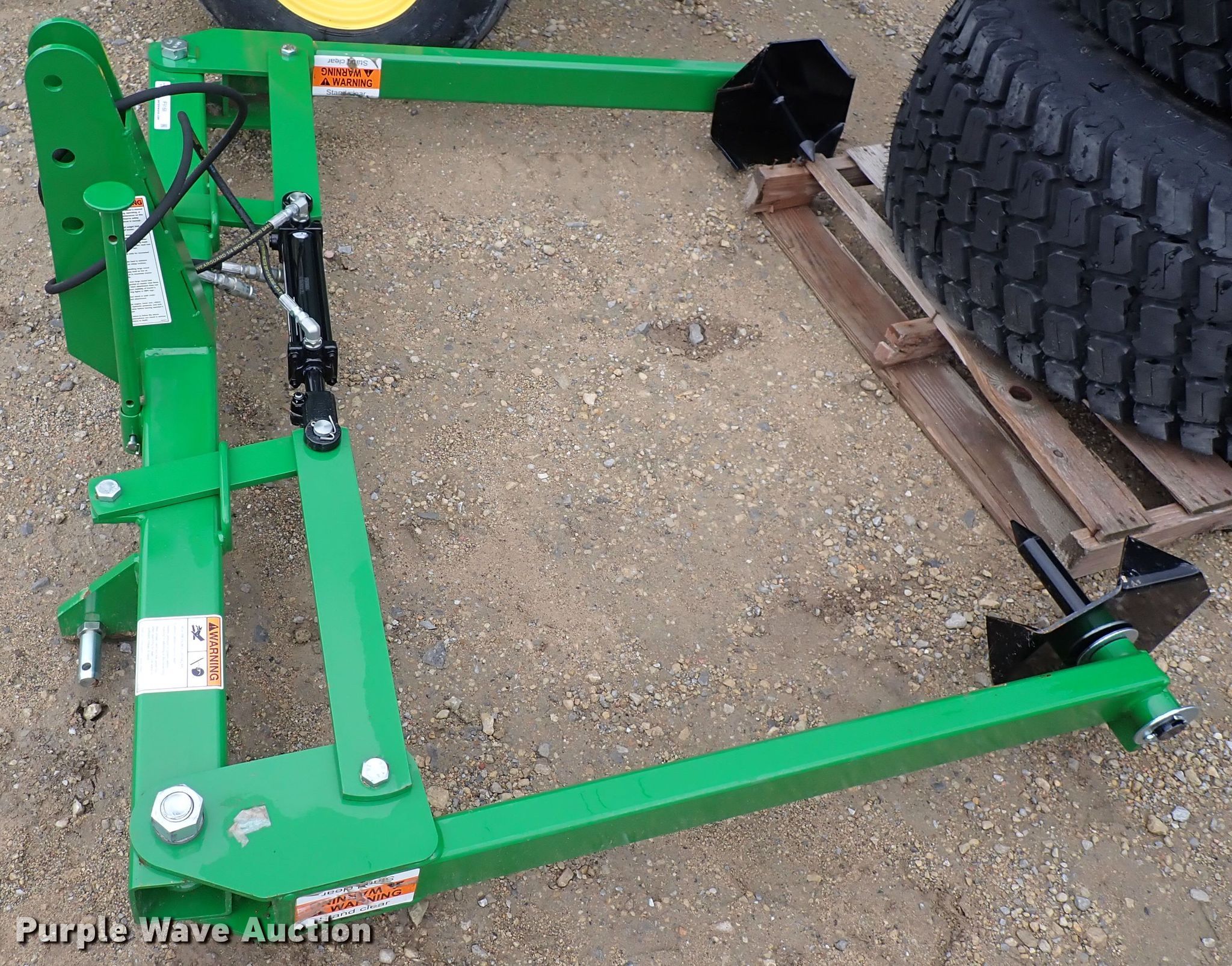 2020 Frontier BU1060 bale unroller in Wichita, KS | Item IF9168 sold ...