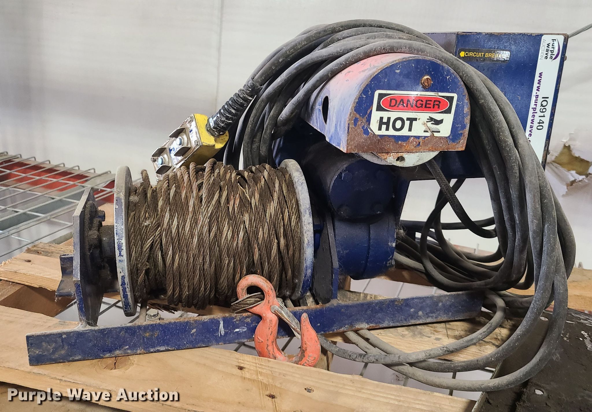 My-Te winch puller in Kansas City, MO | Item IQ9140 sold | Purple Wave