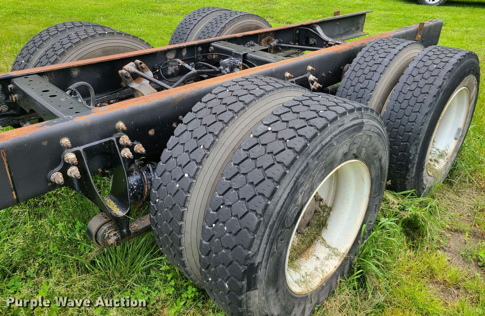2012 International 4400 truck cab and chassis in Sugar Creek, MO | Item ...