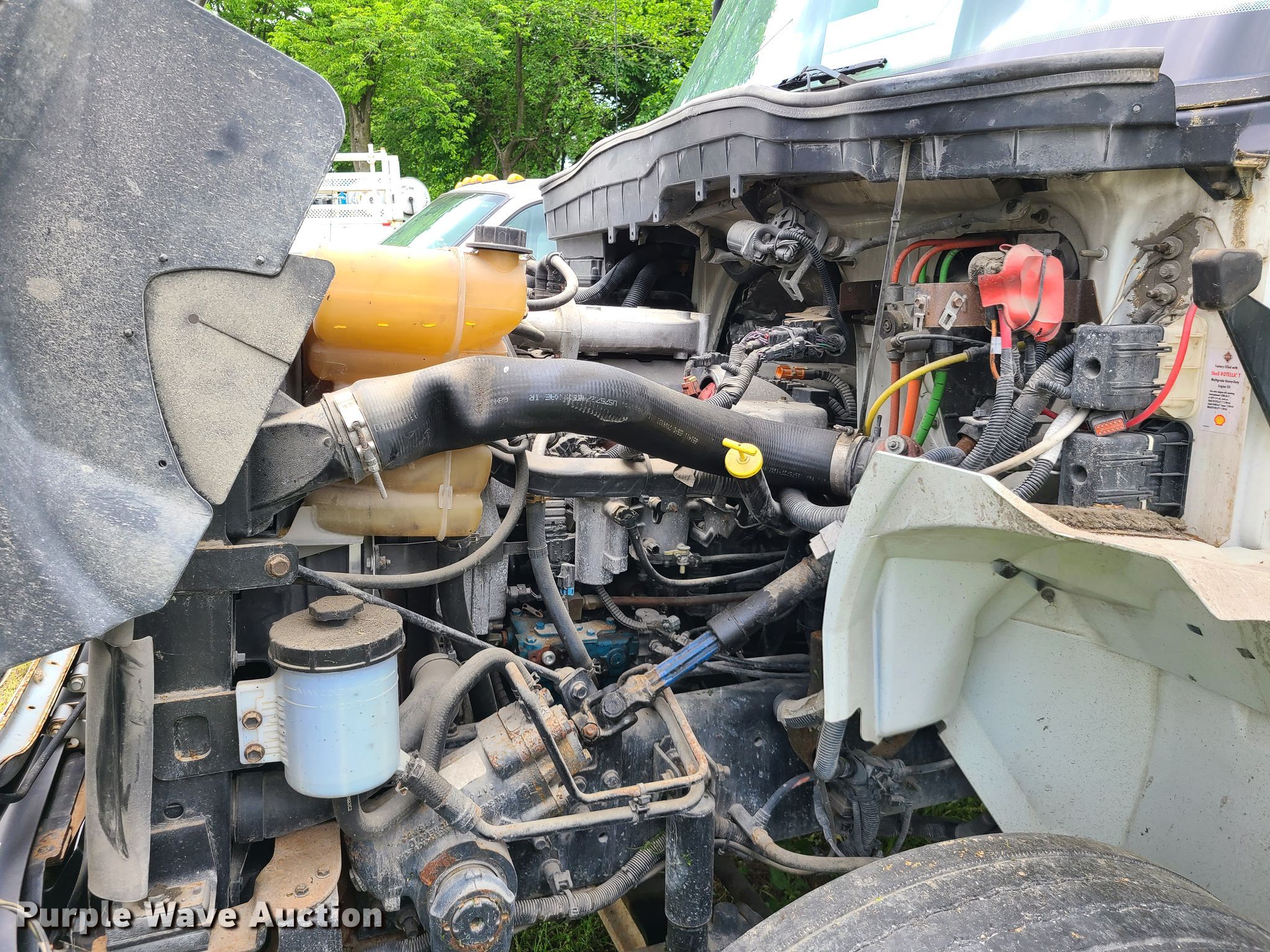 2012 International 4400 truck cab and chassis in Sugar Creek, MO | Item ...