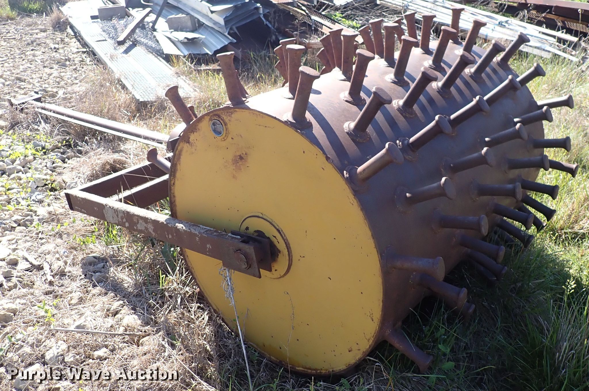 Sheepsfoot roller in Wichita, KS | Item DL7527 sold | Purple Wave