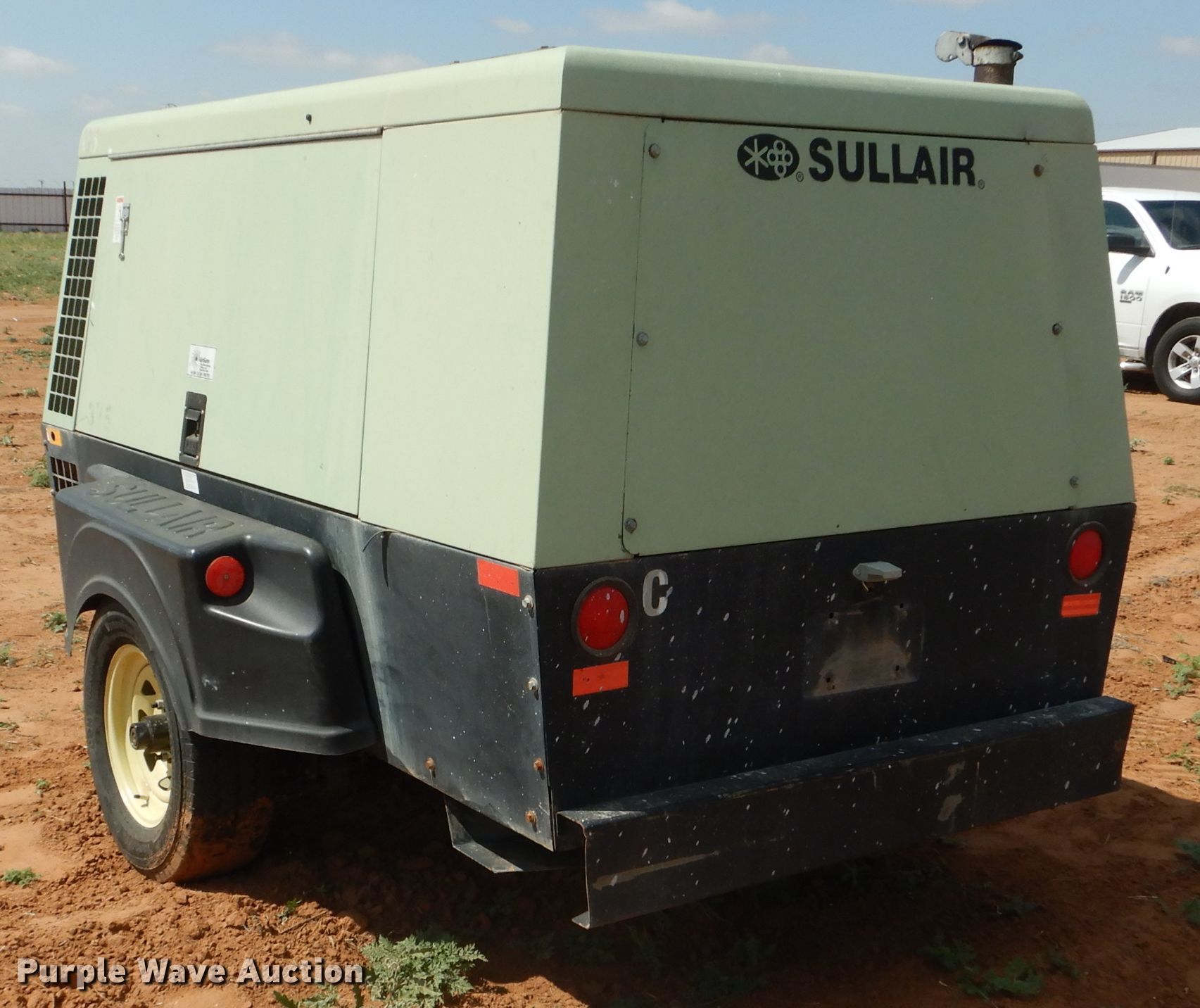 Sullair 375 air compressor in Stanton, TX | Item HC9168 sold | Purple Wave