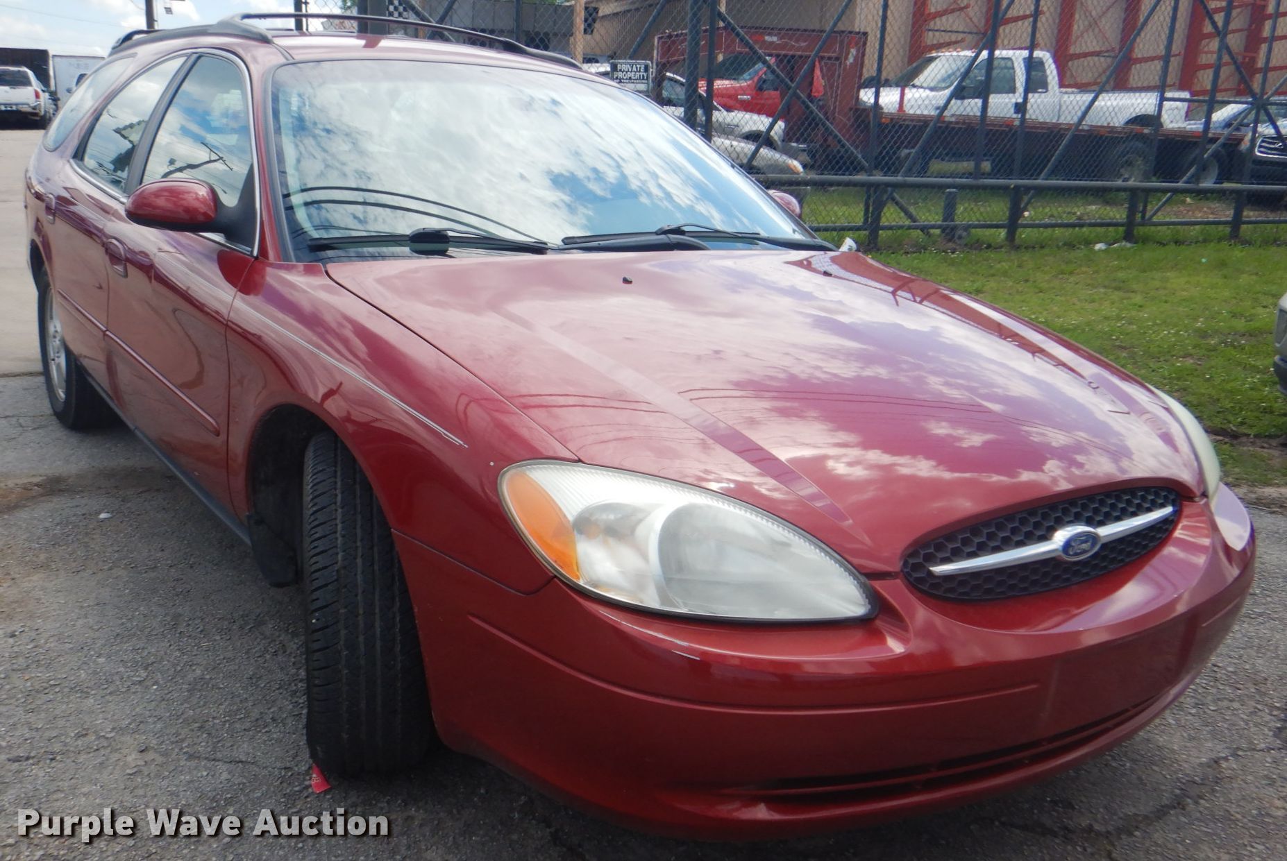 2002 Ford Taurus in Tulsa, OK | Item IA9923 sold | Purple Wave