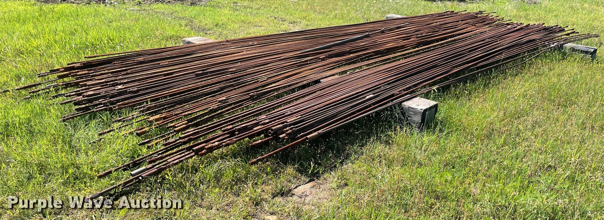 (100) sucker rods in Bartlesville, OK | Item IC9428 sold | Purple Wave