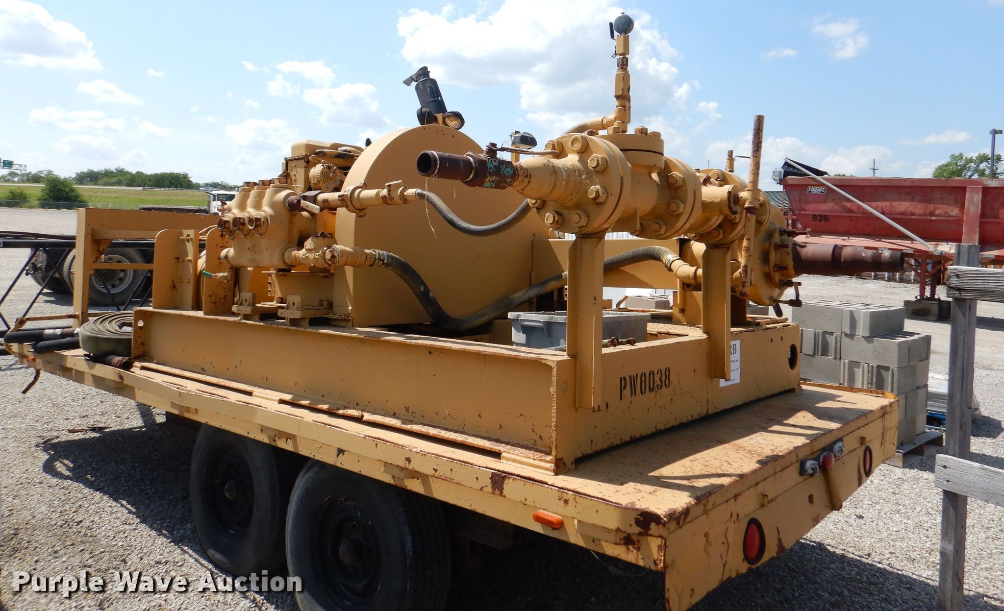 Midwestern pump in Topeka, KS | Item DH3256 sold | Purple Wave