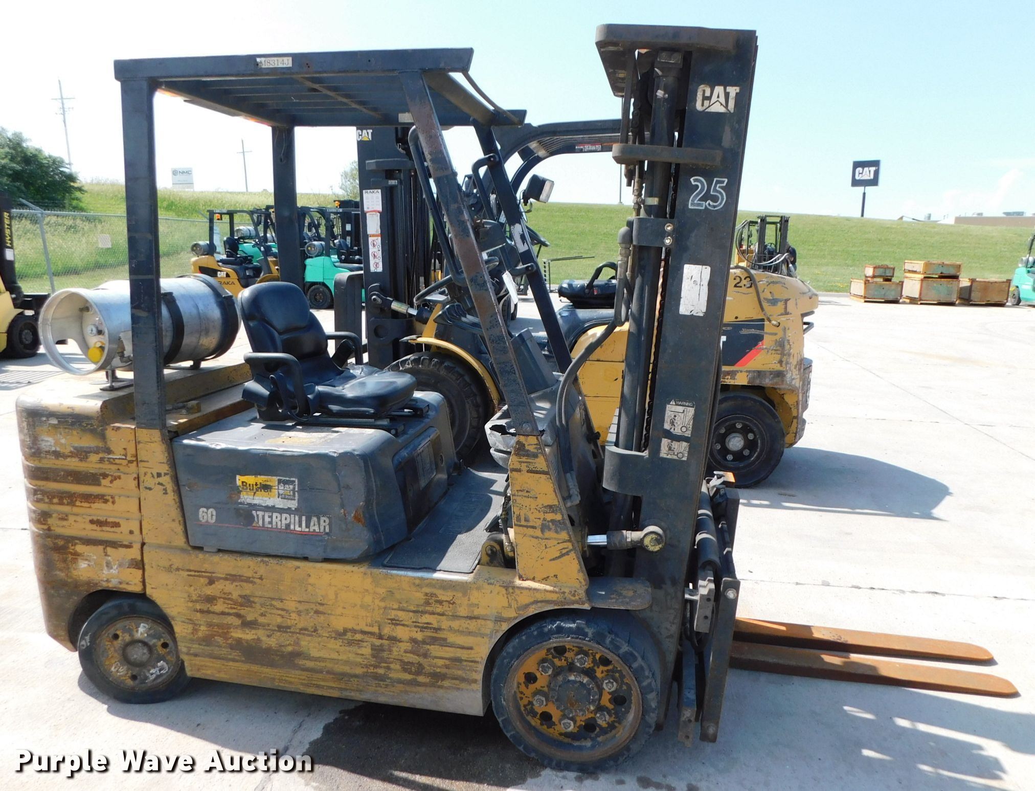 1994 Caterpillar GC30 forklift in Omaha, NE | Item DK8561 sold | Purple ...