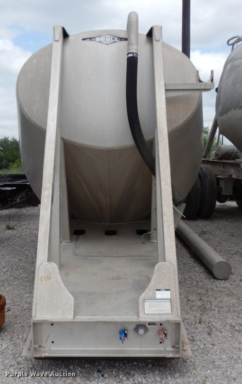 2015 Beall 1050R pneumatic dry bulk trailer in Cisco, TX | Item DC2069 ...
