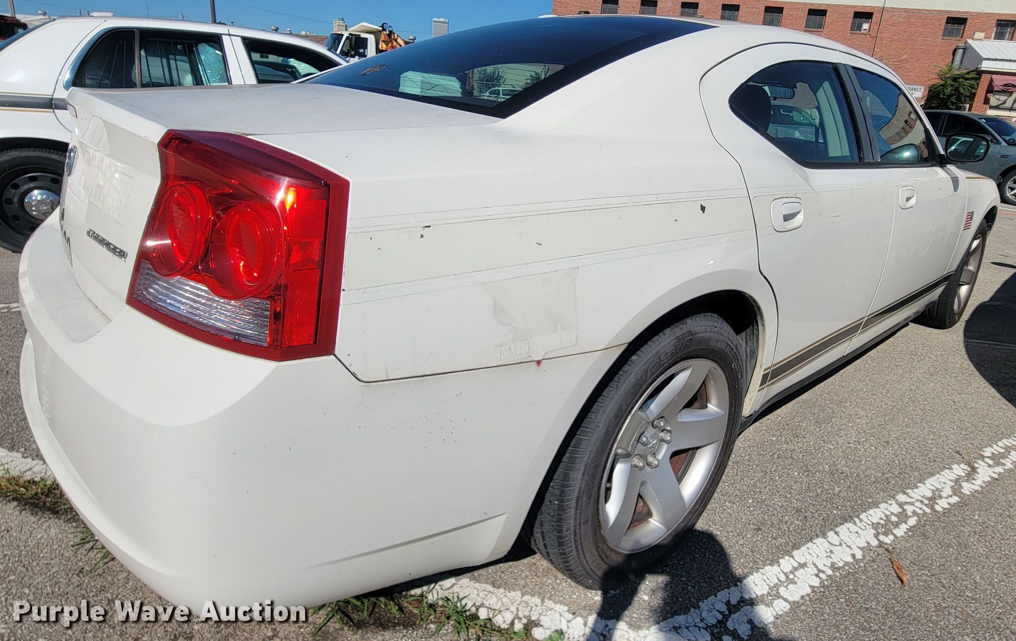 2009 Dodge Charger in Tulsa, OK | Item IE9252 sold | Purple Wave
