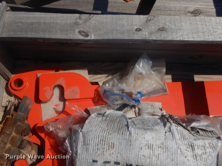 Kubota BH4988 backhoe subframe mount in Shawnee, OK | Item IT9593 sold ...