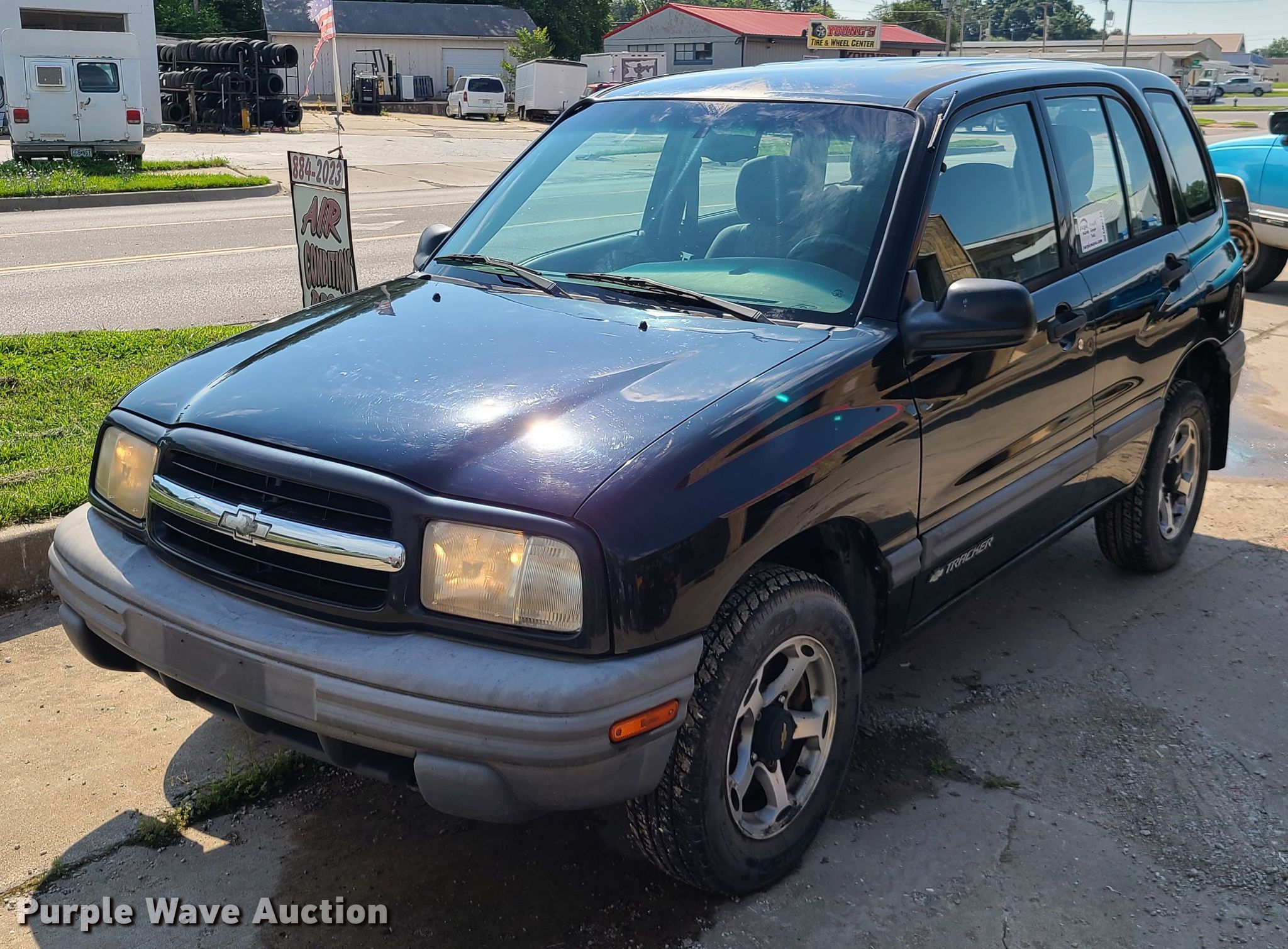 2000 Chevrolet Tracker SUV in Harrisonville, MO | Item DM8743 sold ...