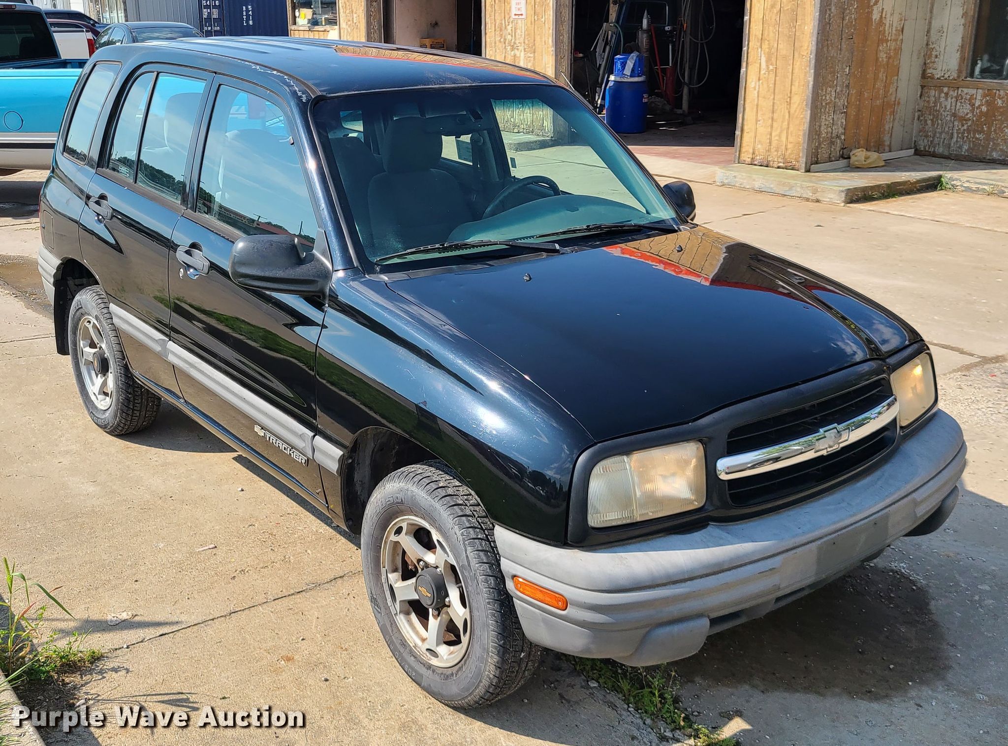 2000 Chevrolet Tracker SUV in Harrisonville, MO | Item DM8743 sold ...