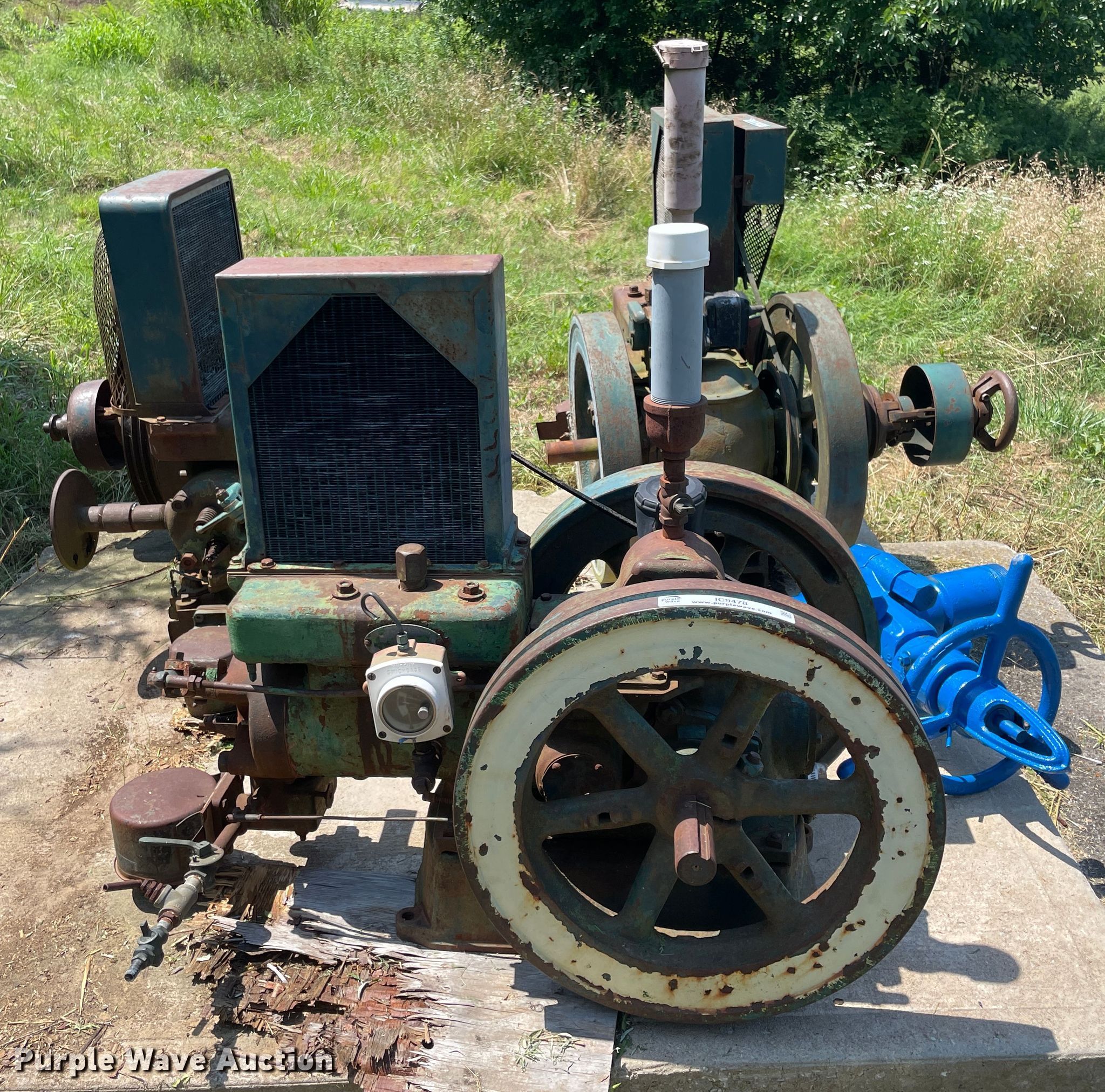 (3) CNG engines in Independence, KS | Item IC9478 sold | Purple Wave