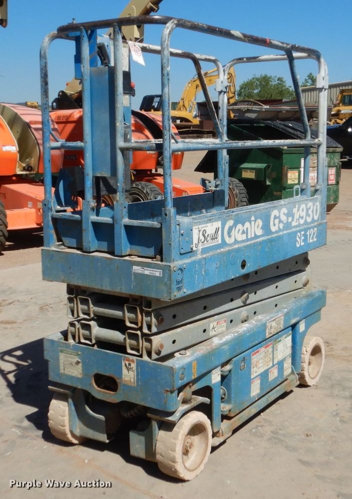Genie GS-1930 scissor lift in Rapid City, SD | Item HI9853 sold ...