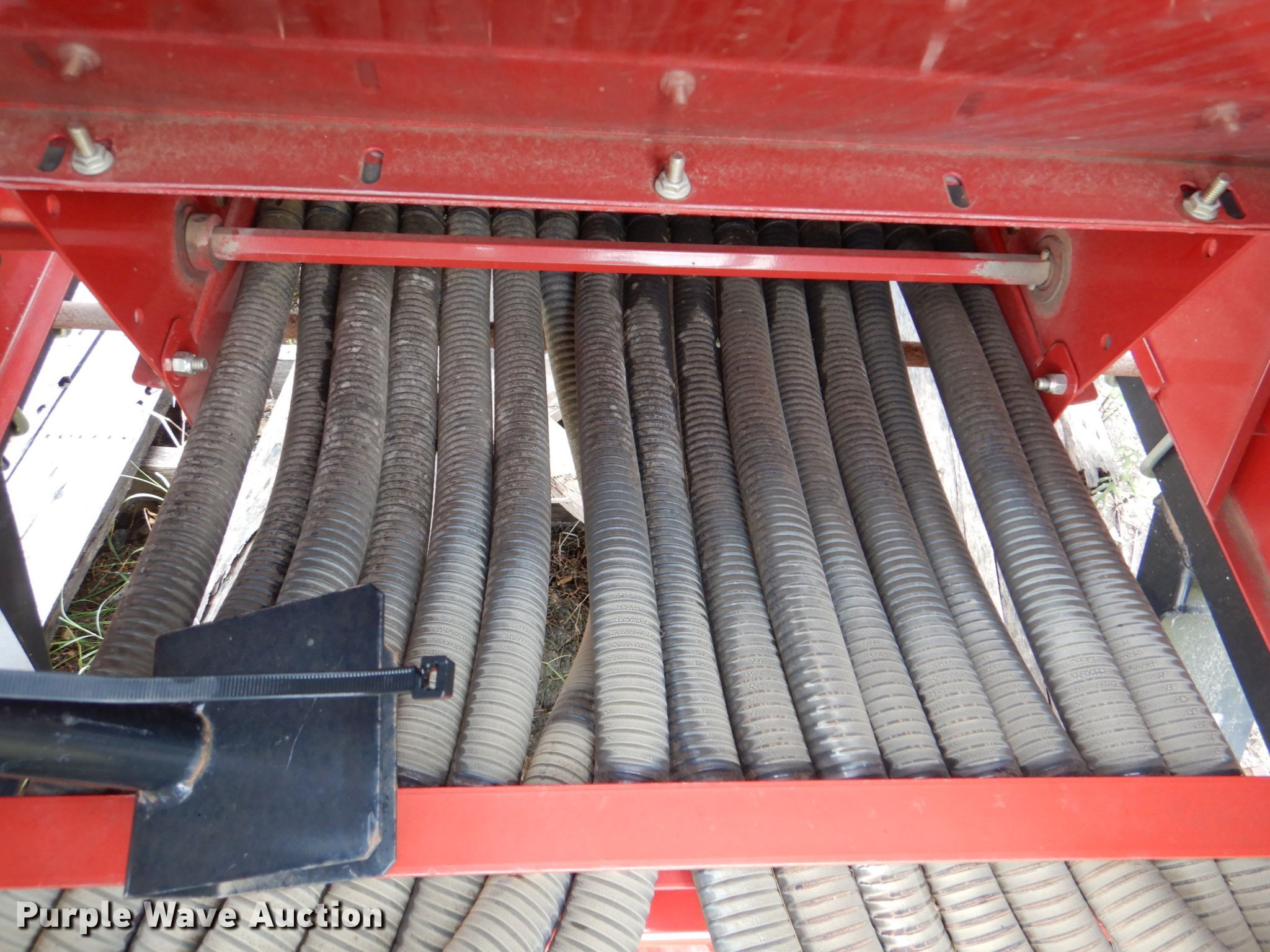 Valmar 1655 granular applicator in Davis, OK | Item HC9372 for sale ...