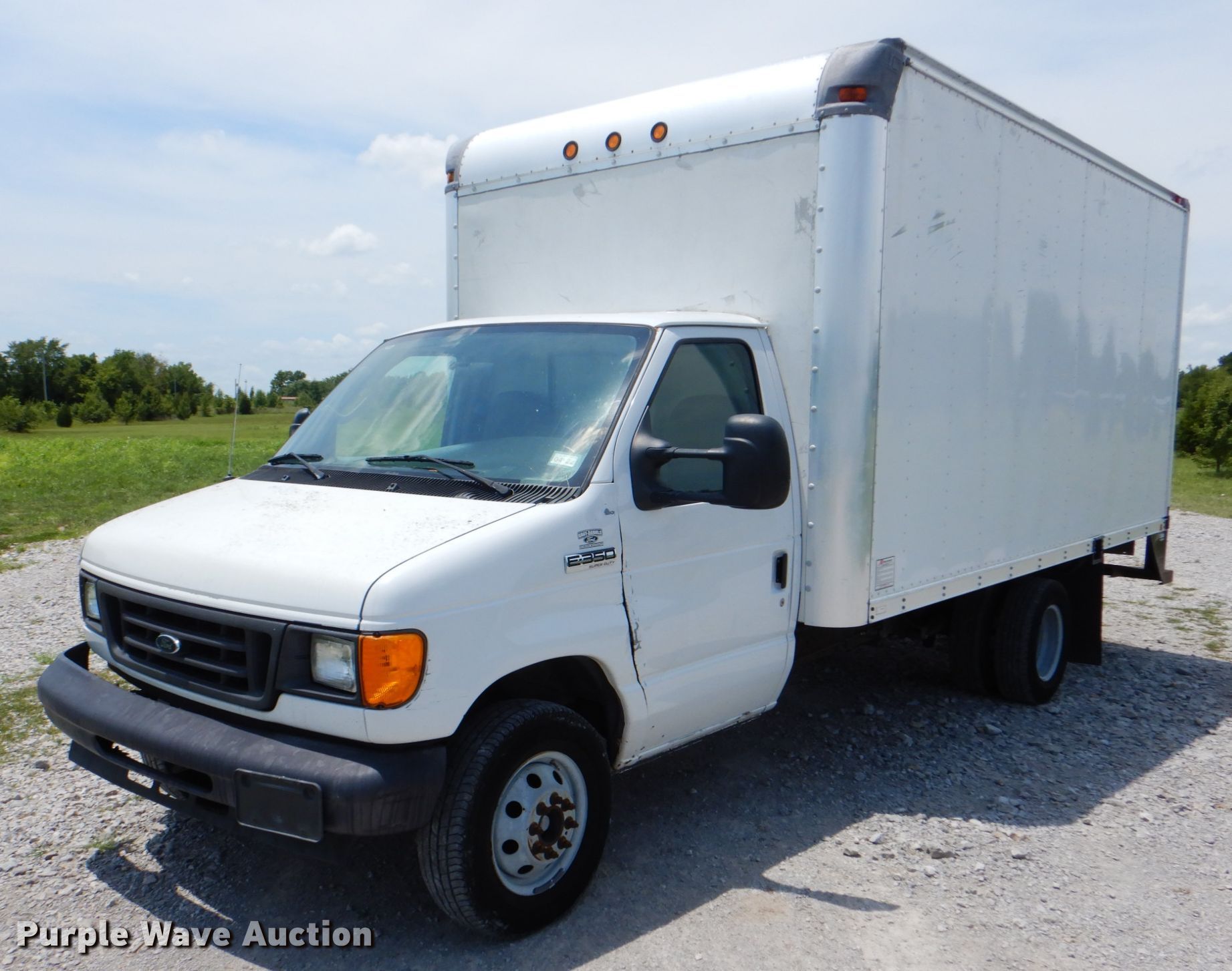 2006 Ford E350 Super Duty box truck in Collinsville, OK | Item HT9342 ...