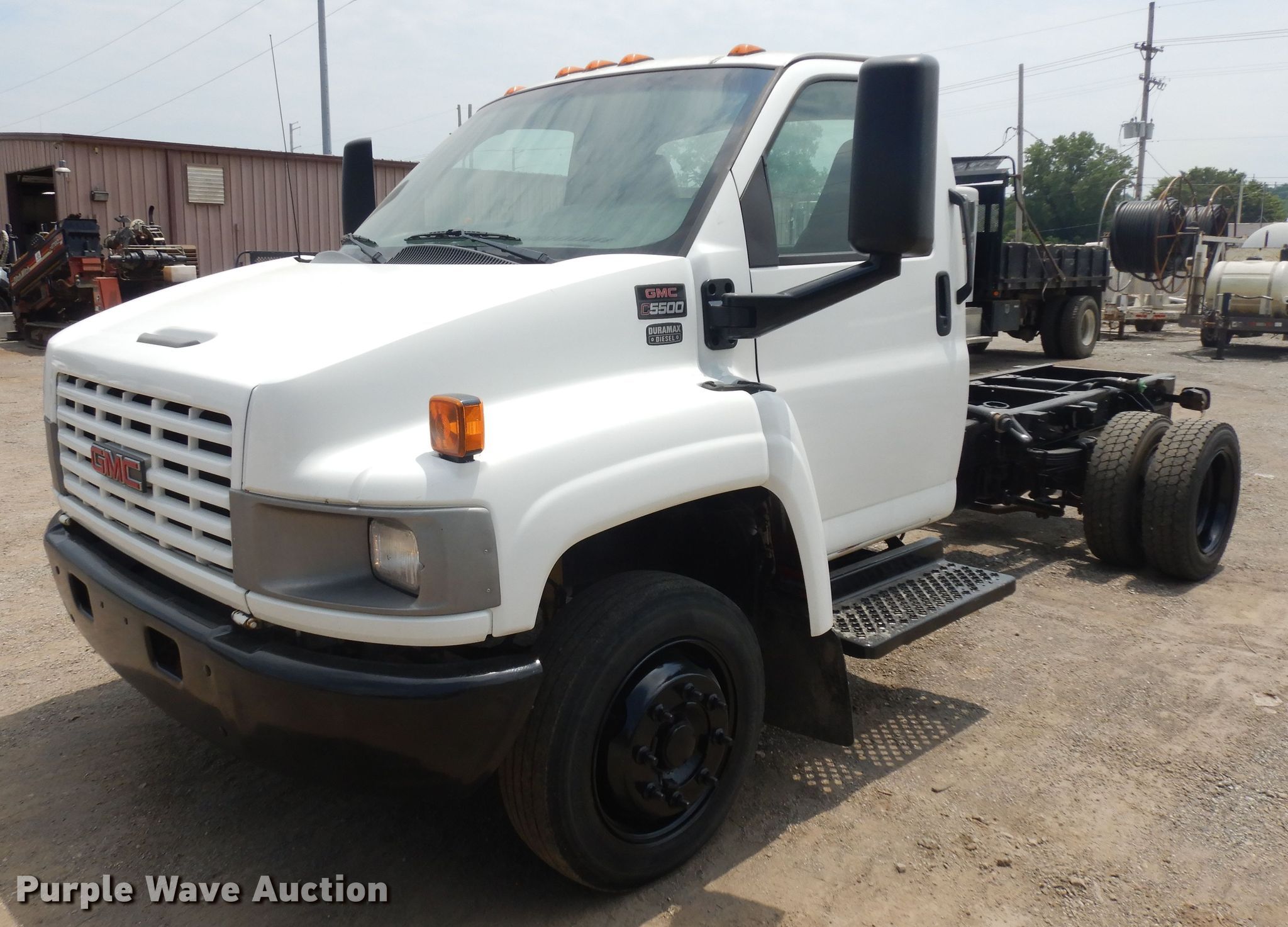 2005 GMC C5500 truck cab and chassis in Kansas City, KS | Item KU9517 ...