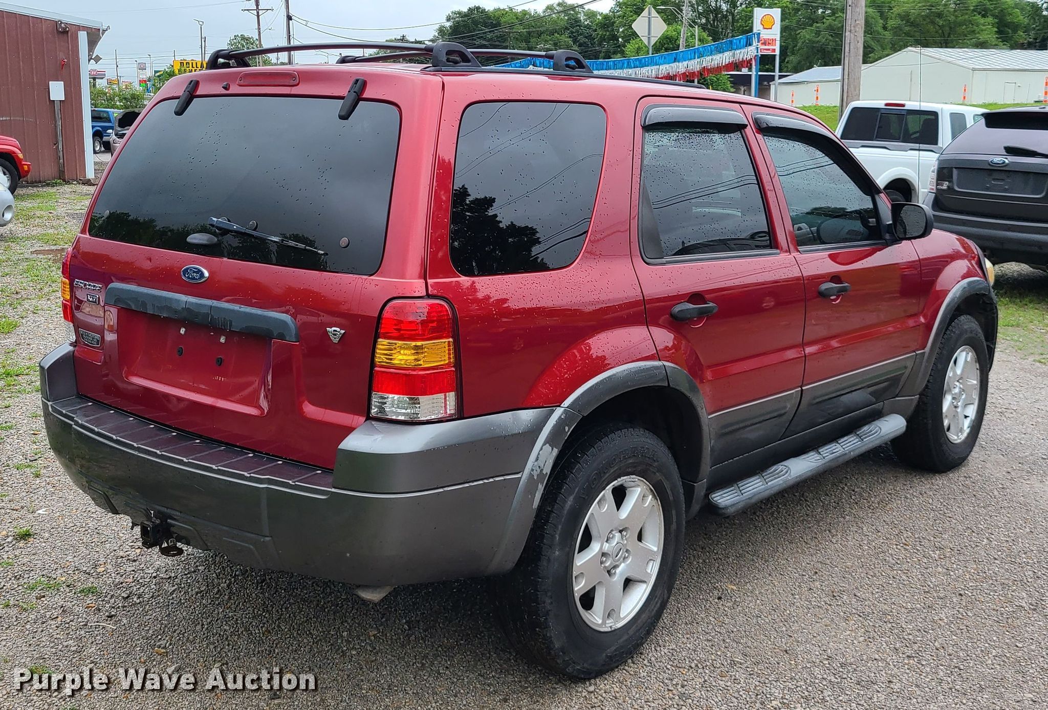 2006 Ford Escape SUV in Buckner, MO | Item L1366 sold | Purple Wave