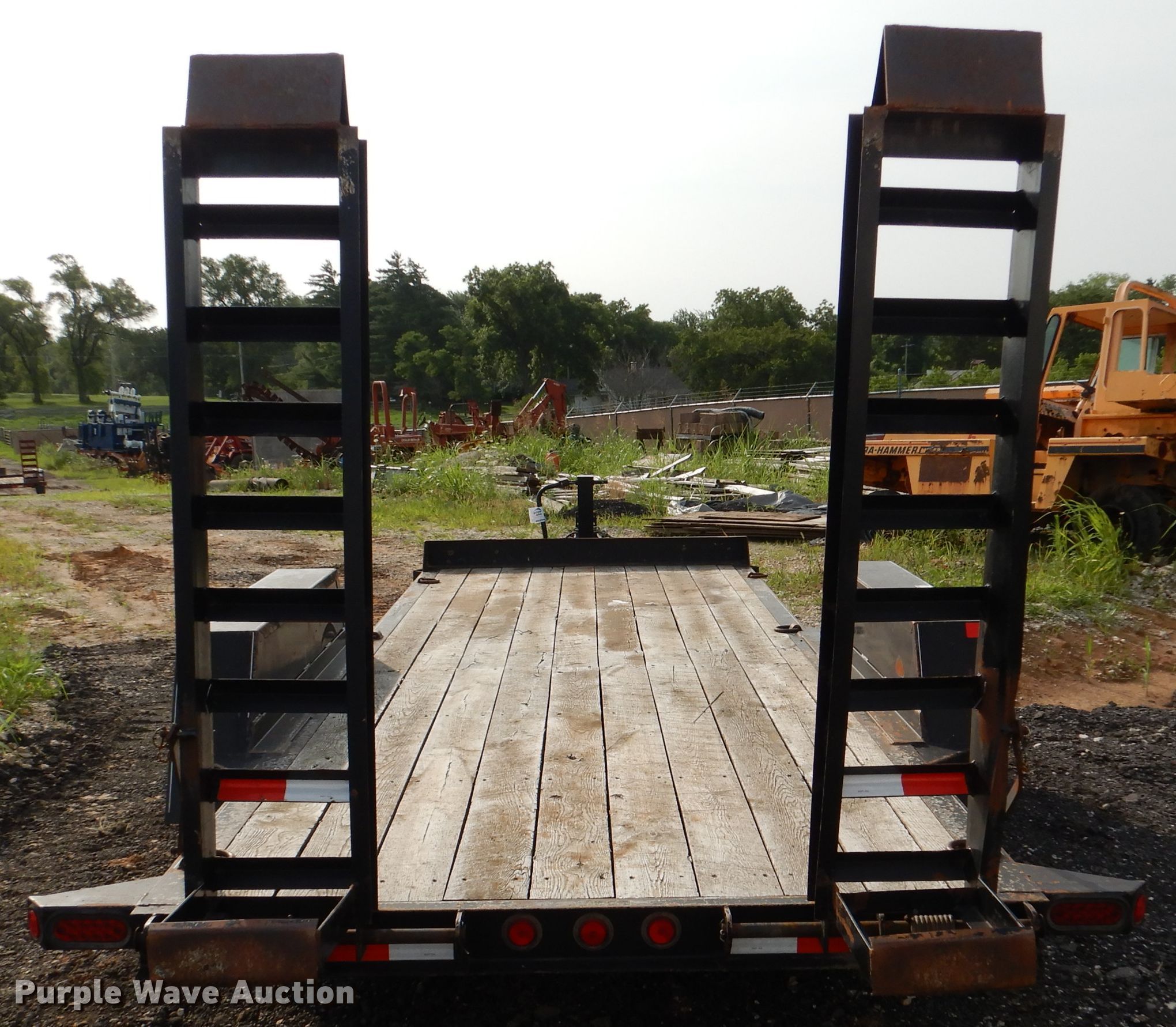 2018 Redi Haul RX1827NBE-102 equipment trailer in Bonner Springs, KS ...