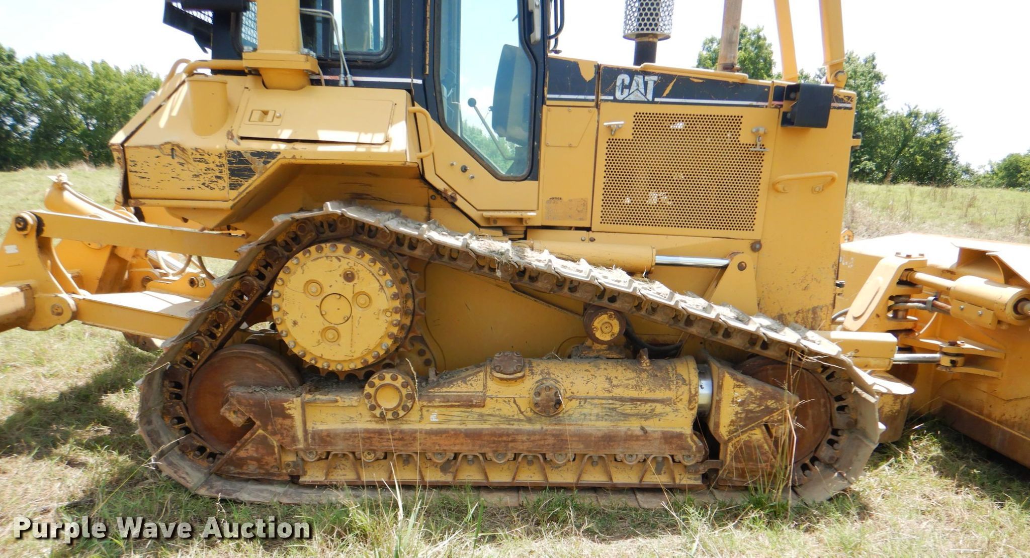 1999 Caterpillar D6M dozer in Collinsville, OK | Item HT9341 for sale ...