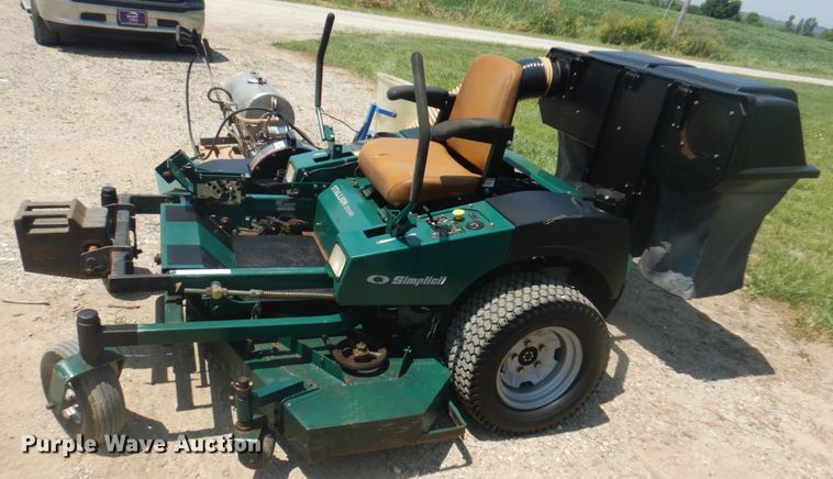 Derby Stallion ZT2561 ZTR lawn mower in Wathena, KS | Item KW9903 sold ...