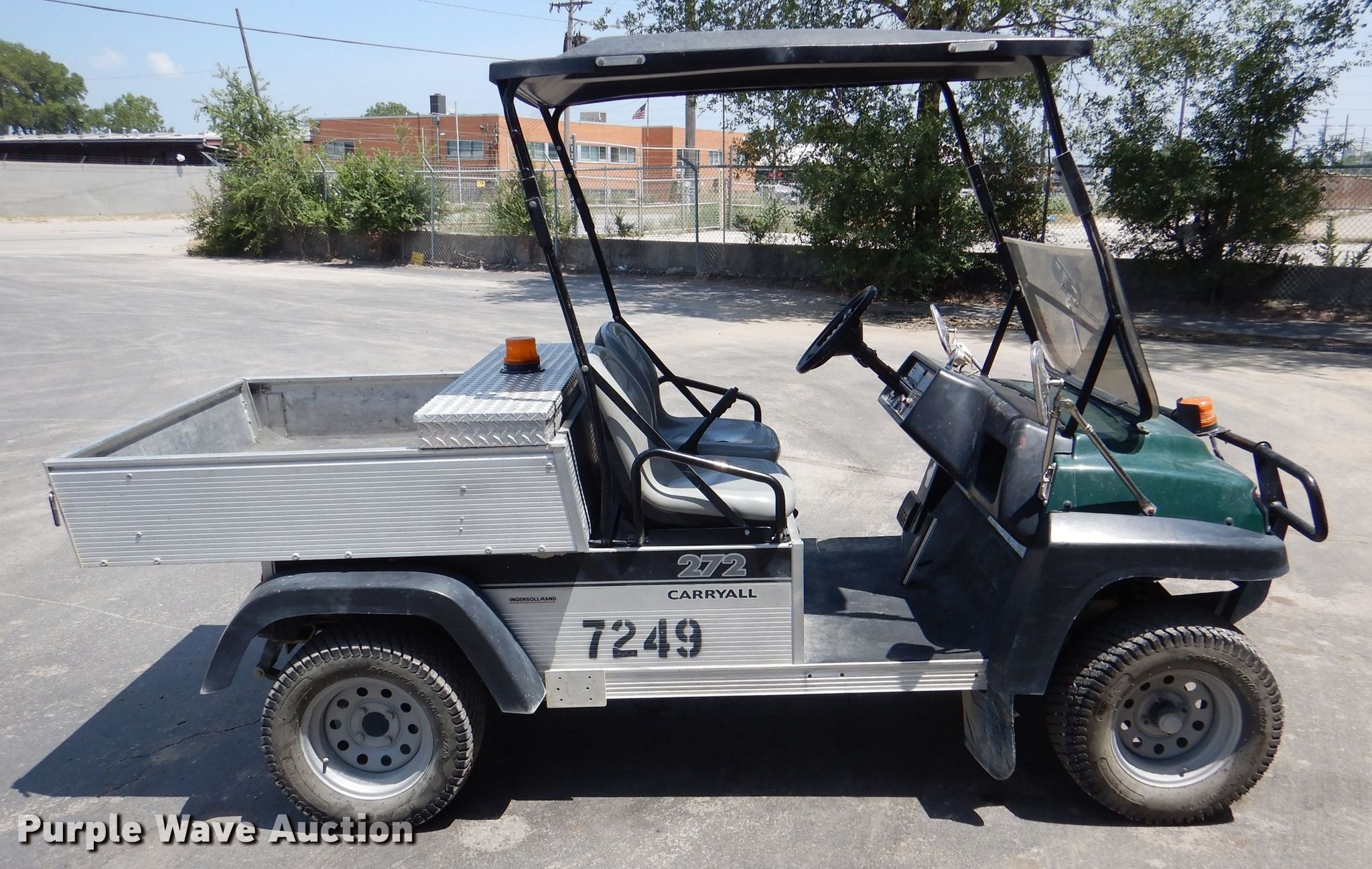 Club Car Carryall 272 golf cart in Kansas City, MO | Item DM0533 sold ...