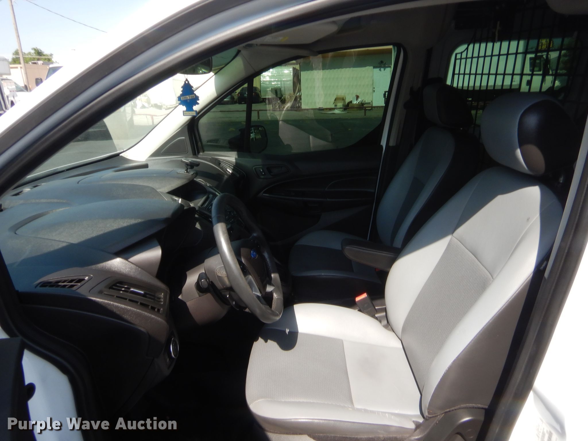 2014 Ford Transit Connect van in Yukon, OK | Item IT9707 sold | Purple Wave