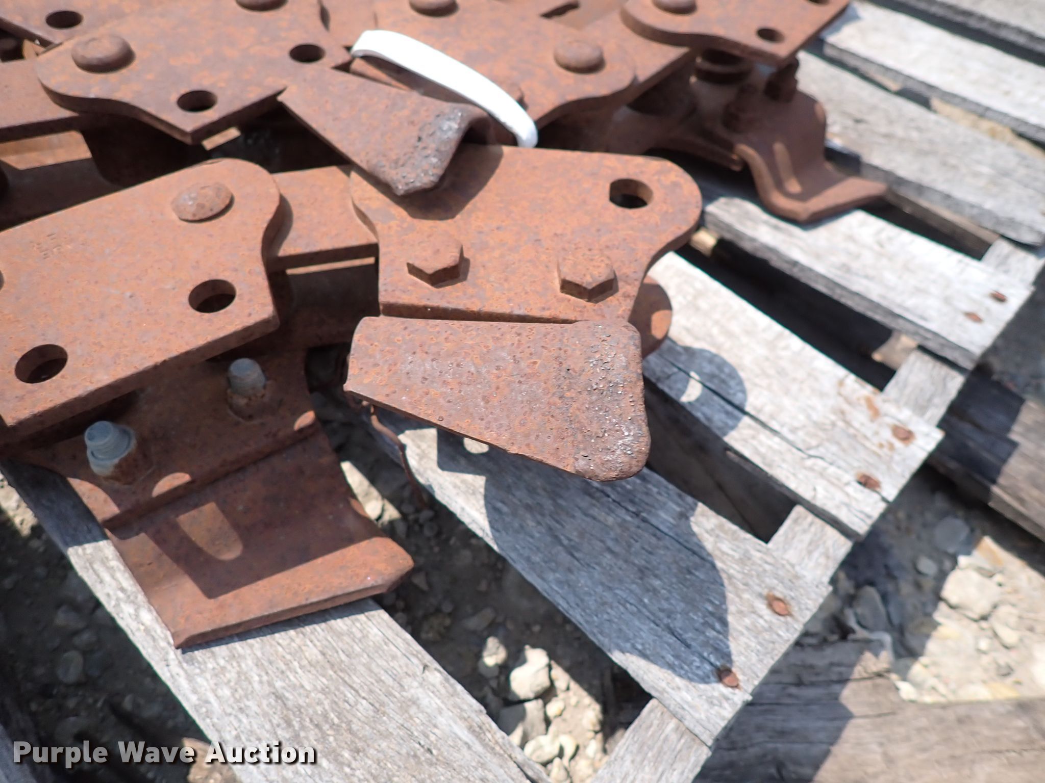 (2) 70K trencher chains in Park City, KS | Item IF9219 sold | Purple Wave