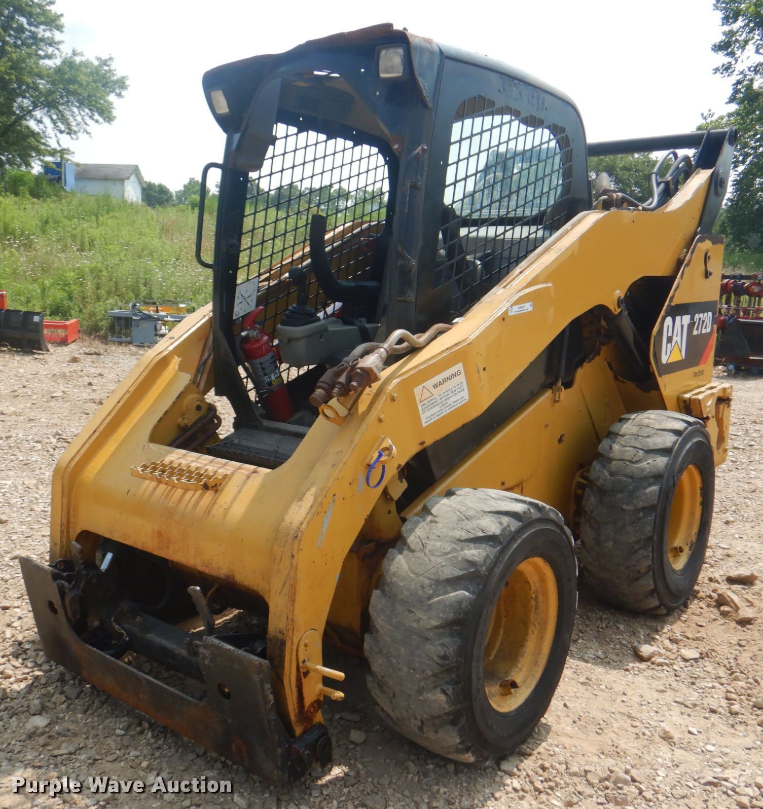 2013 Caterpillar 272D skid steer loader in Tebbetts, MO | Item KW9921 ...