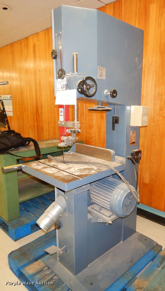 2012 Oliver 4640 bandsaw in Leawood, KS | Item IW9991 sold | Purple Wave