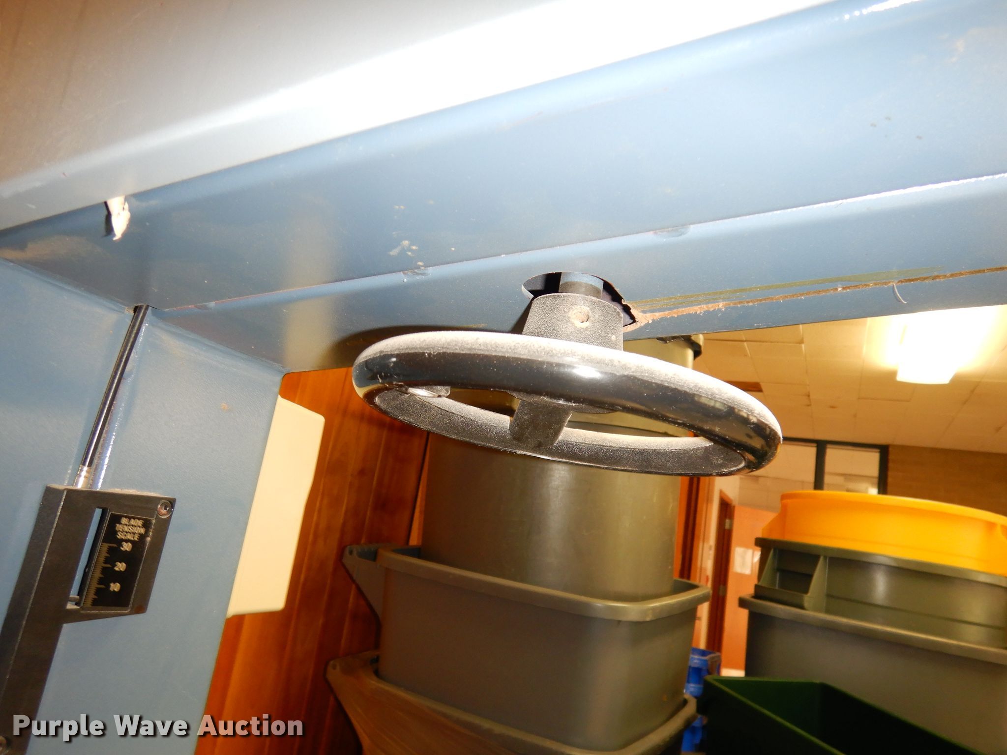 2012 Oliver 4640 bandsaw in Leawood, KS | Item IW9991 sold | Purple Wave