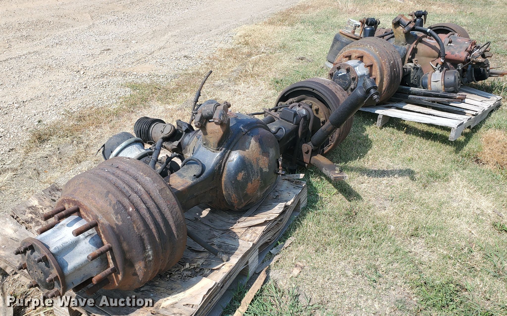 (2) Peterbilt rear axle assemblies in Russell, KS | Item JM9548 sold ...