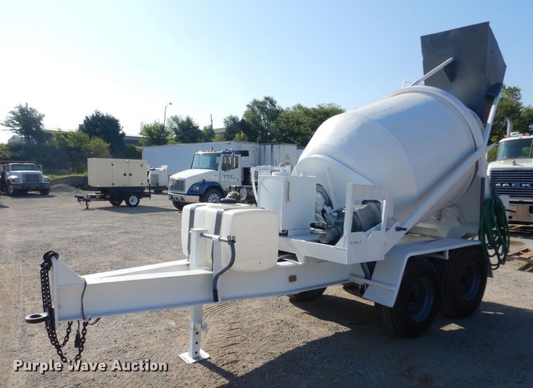 Ready mix trailer in Tonganoxie, KS | Item KU9390 sold | Purple Wave