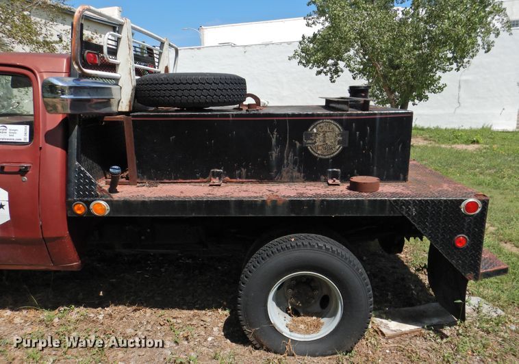 1986 Dodge W250 flatbed pickup truck in Stinnett, TX | Item DK2414 sold ...