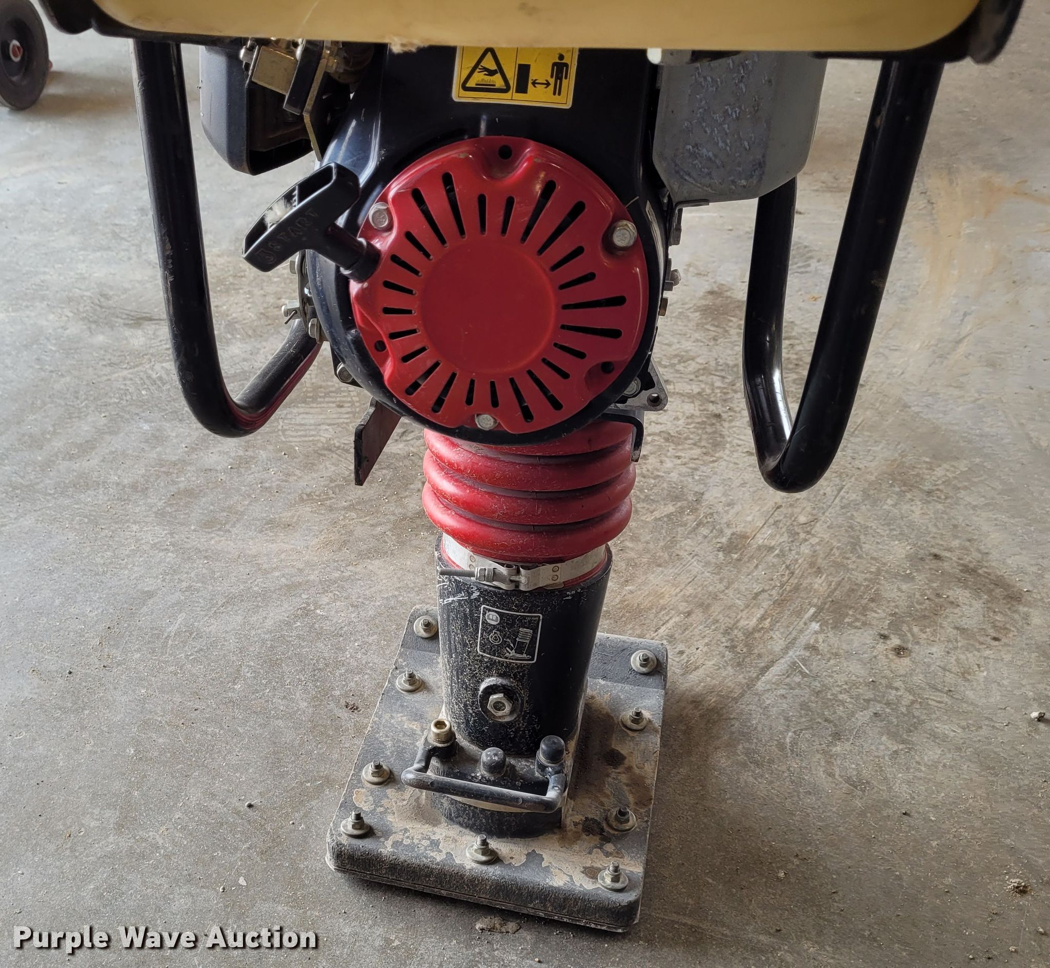 Toro VR3100 plate compactor in Augusta, KS | Item BY9411 sold | Purple Wave