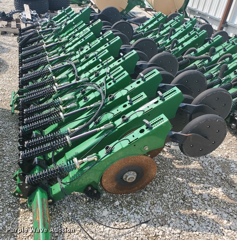 (23) Great Plains grain drill row units in Assaria, KS | Item KY9115 ...