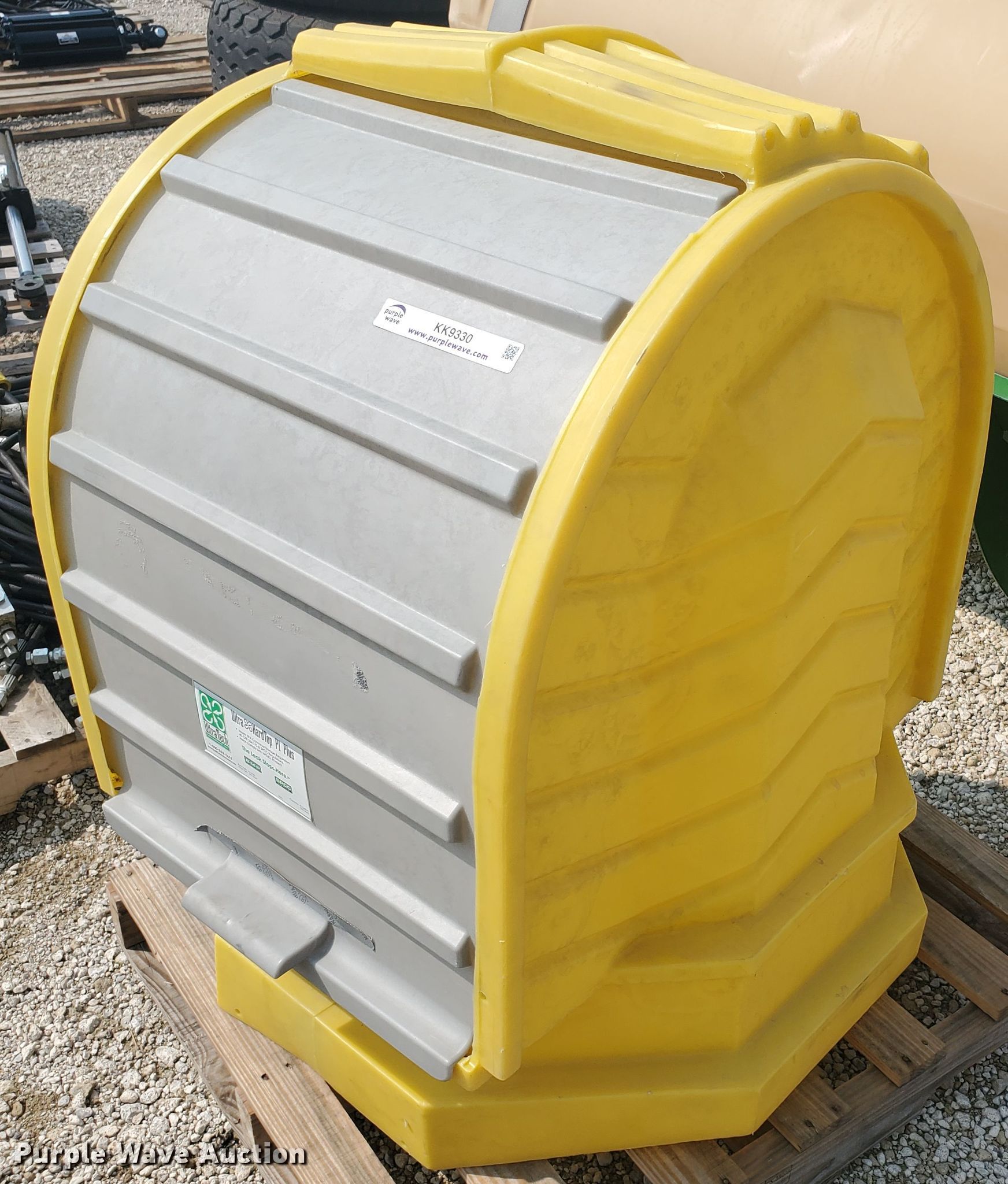 UltraTech Ultra Hardtop P1 Plus spill containment unit in Assaria, KS ...